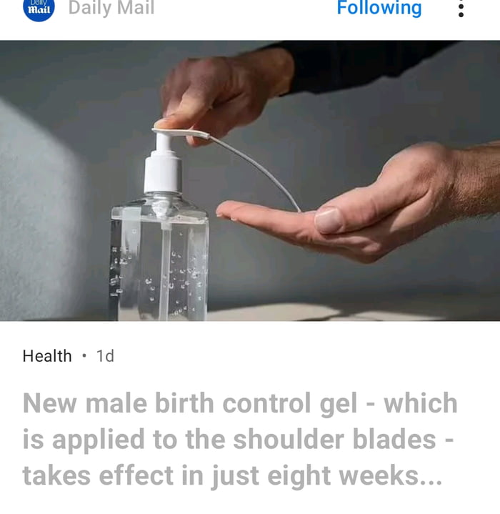 It rubs the lotion on its skin... - 9GAG