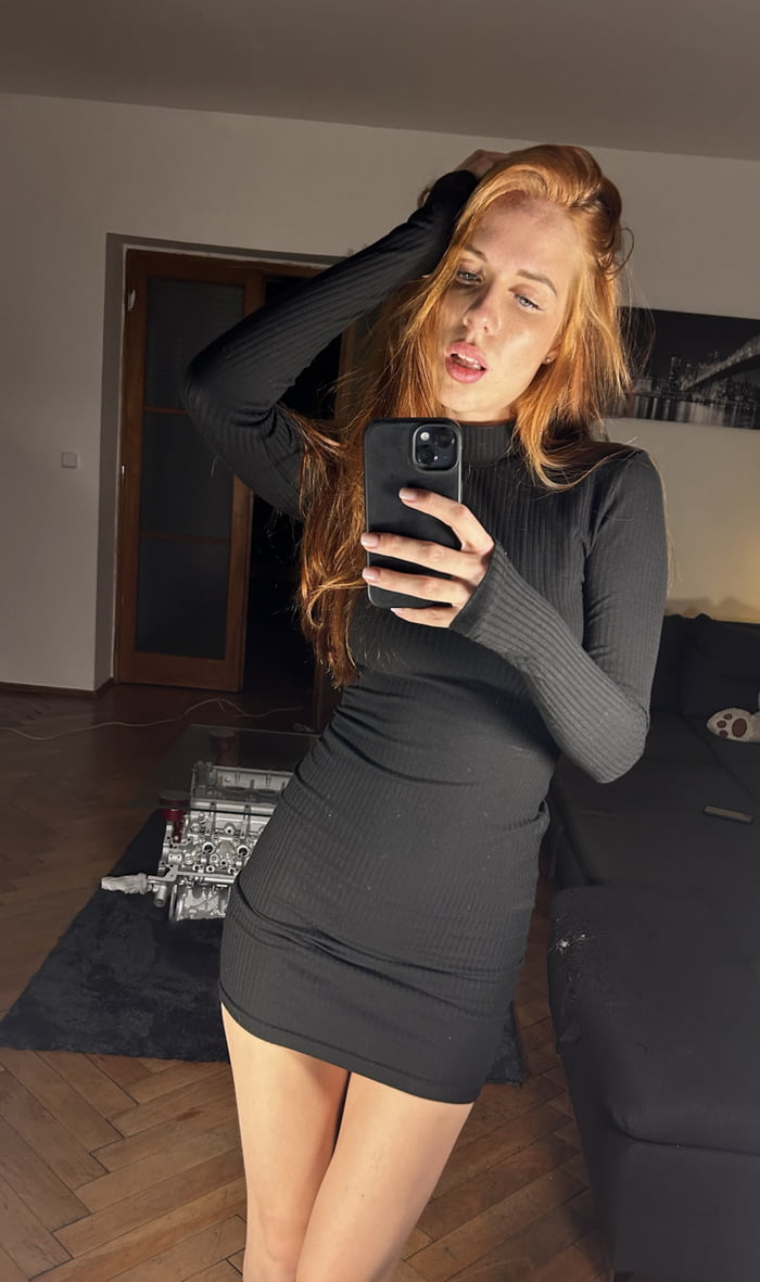 Perfect tight dress for naughty evening - 9GAG