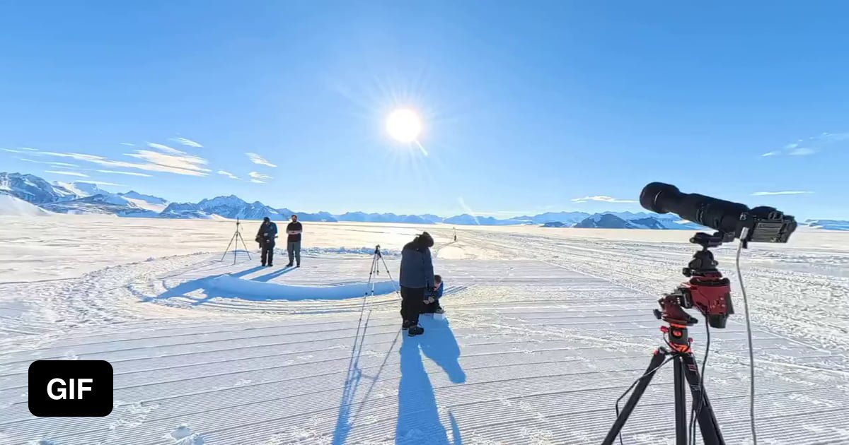 Timelapse of the 24 hour Antarctic sun - 9GAG