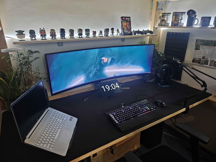 Setup update, with streaming ready variant - 9GAG