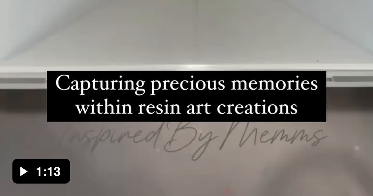 This artist skillfully incorporates personal photographs into her ...