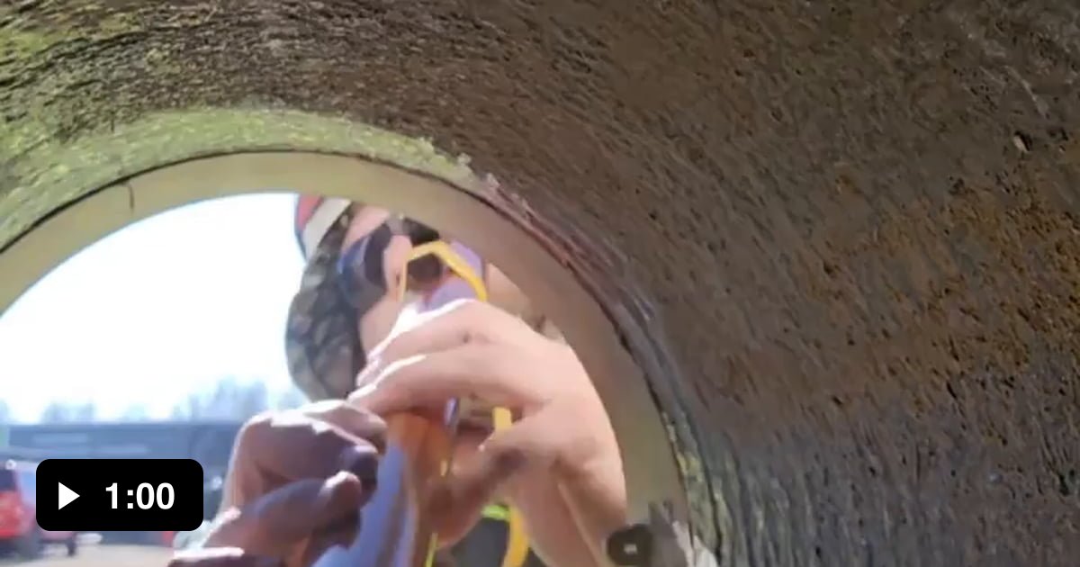 Ole Tom Bombadil in a pipe instead of old Toby - 9GAG