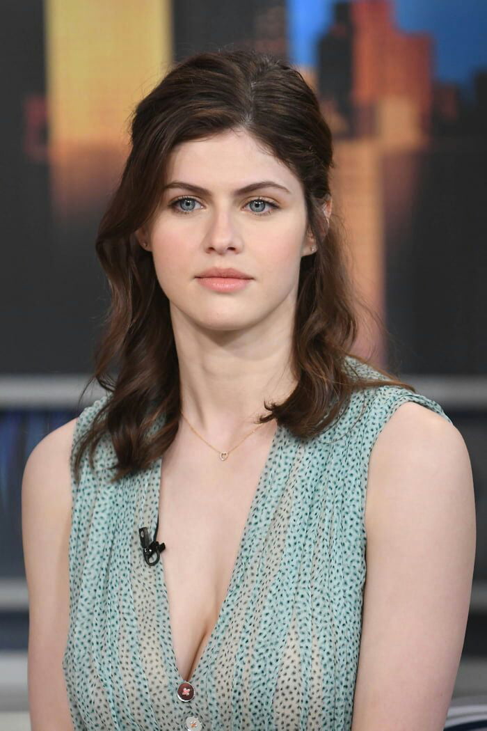 Alexandra Daddario 9GAG alexandra-daddario-9gag