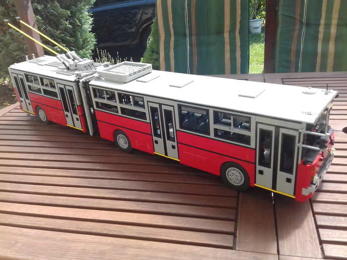 1 meter long, 1:18 ratio Ikarus 280T trolleybus from my hometown ...
