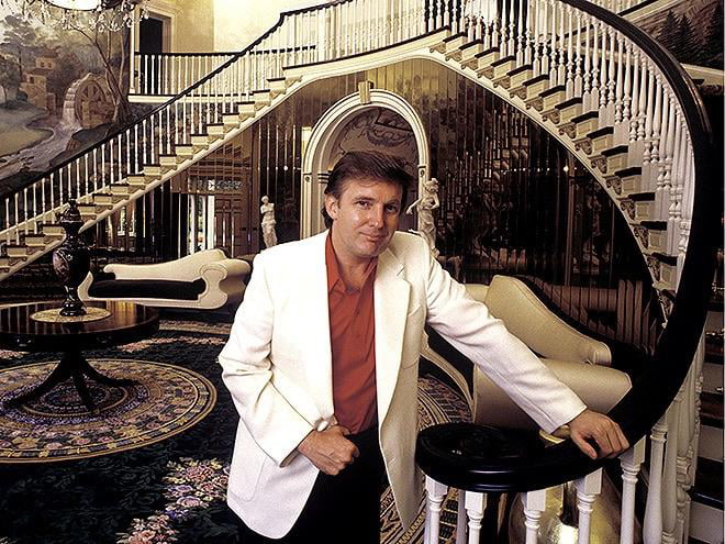 Al Pacino on the set of Scarface, 1980 - 9GAG