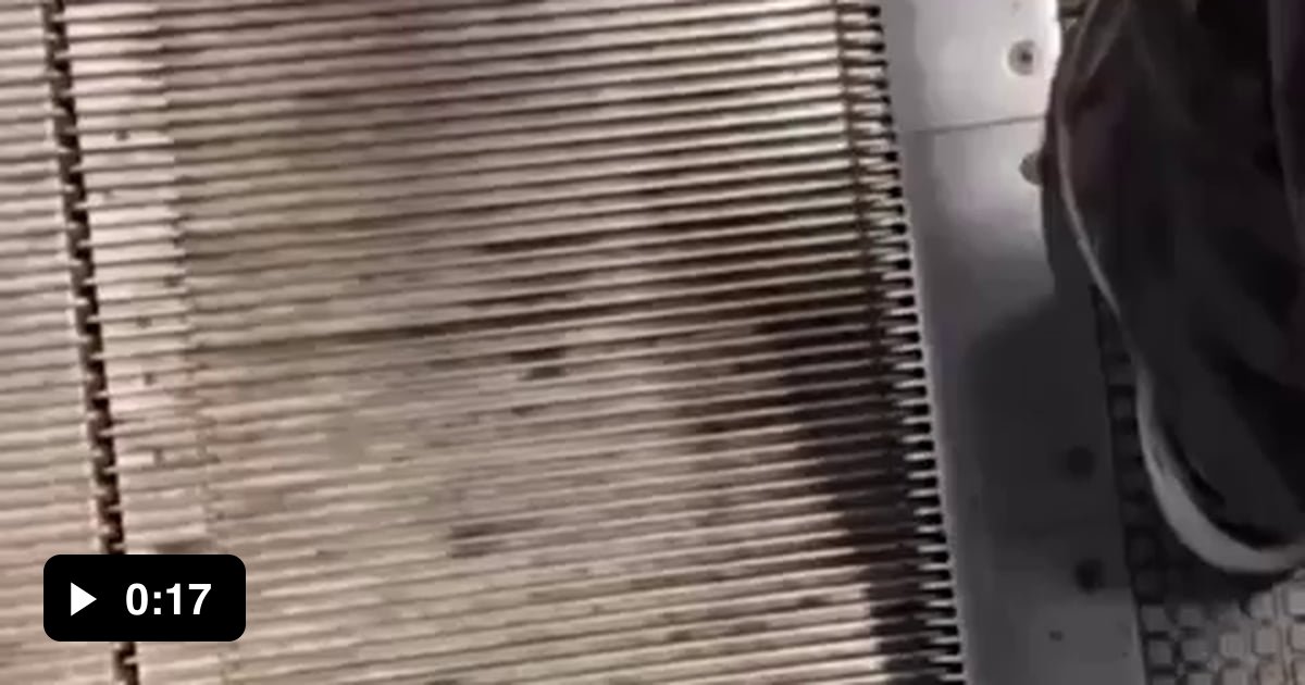 Escalators are just Human Meat Grinder - 9GAG