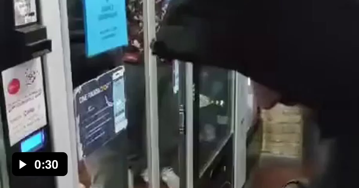 Vending machine - 9GAG