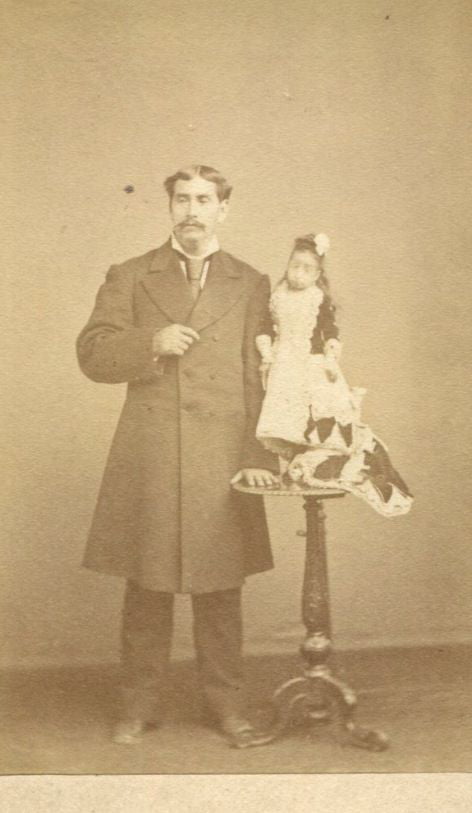 Lucia Zarate was born in 1864. At just 26.8in. (68cm) with her peak weight of only 14lbs. (6.4kg ...