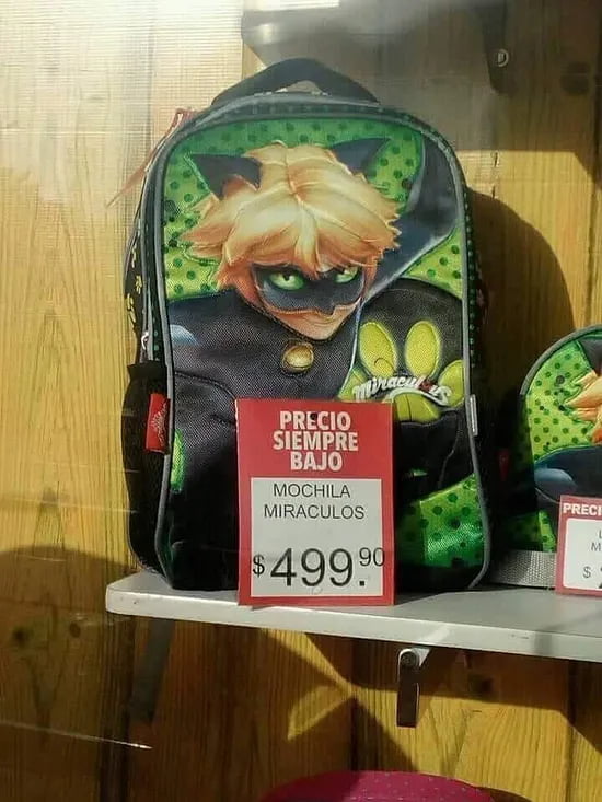 Voy a comprar una para echar el lonche - 9GAG