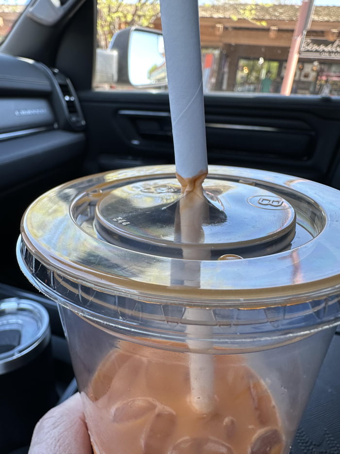 Paper straws - 9GAG