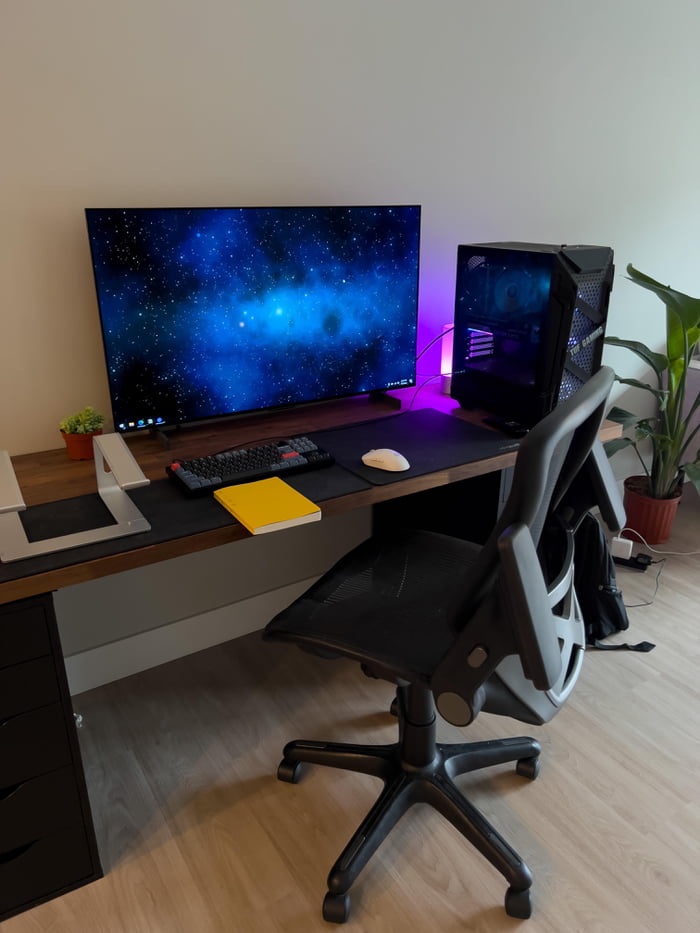 First apartment setup - 9GAG