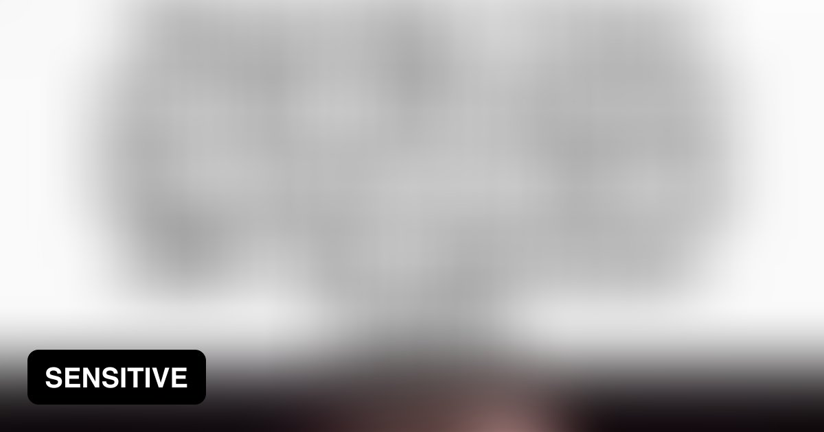 If those kids could read they'd be very upset! - 9GAG