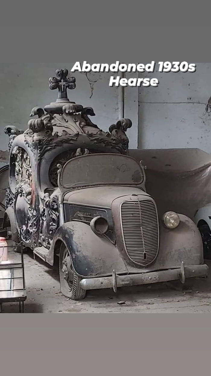 Abandoned 1930s Hearse - 9GAG