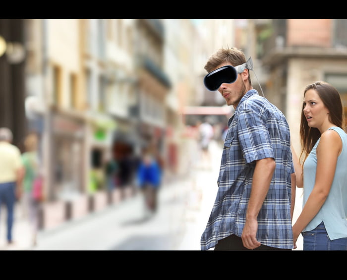 Apple Vision pro - 9GAG