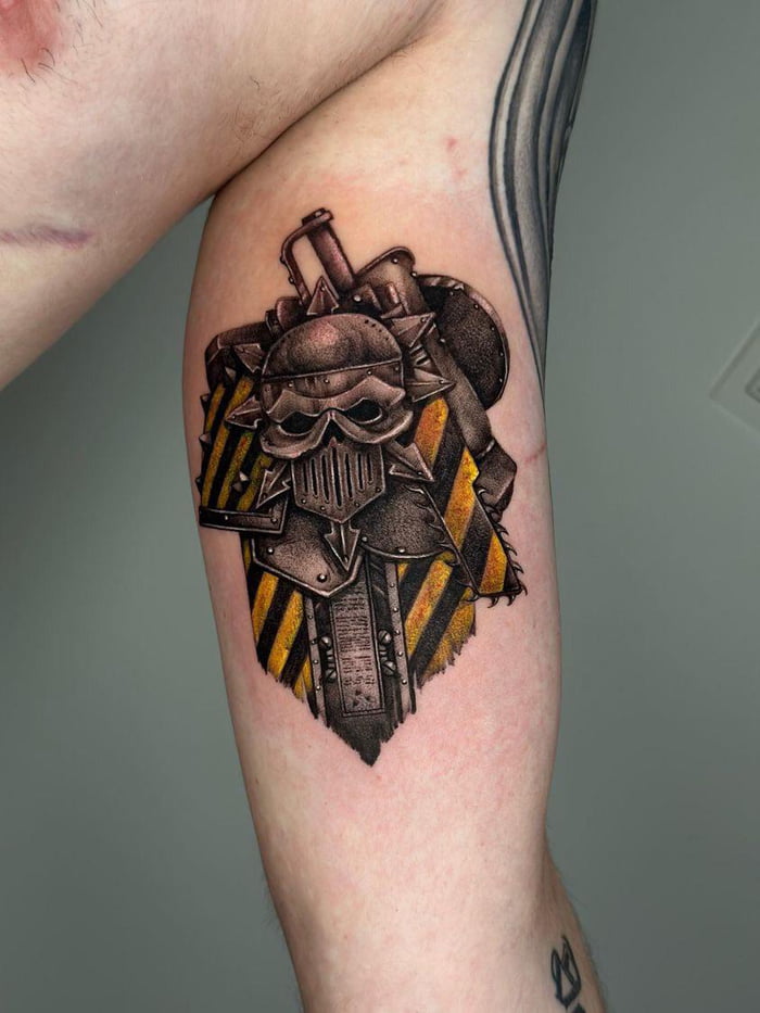 Iron Warriors based Tattoo - 9GAG