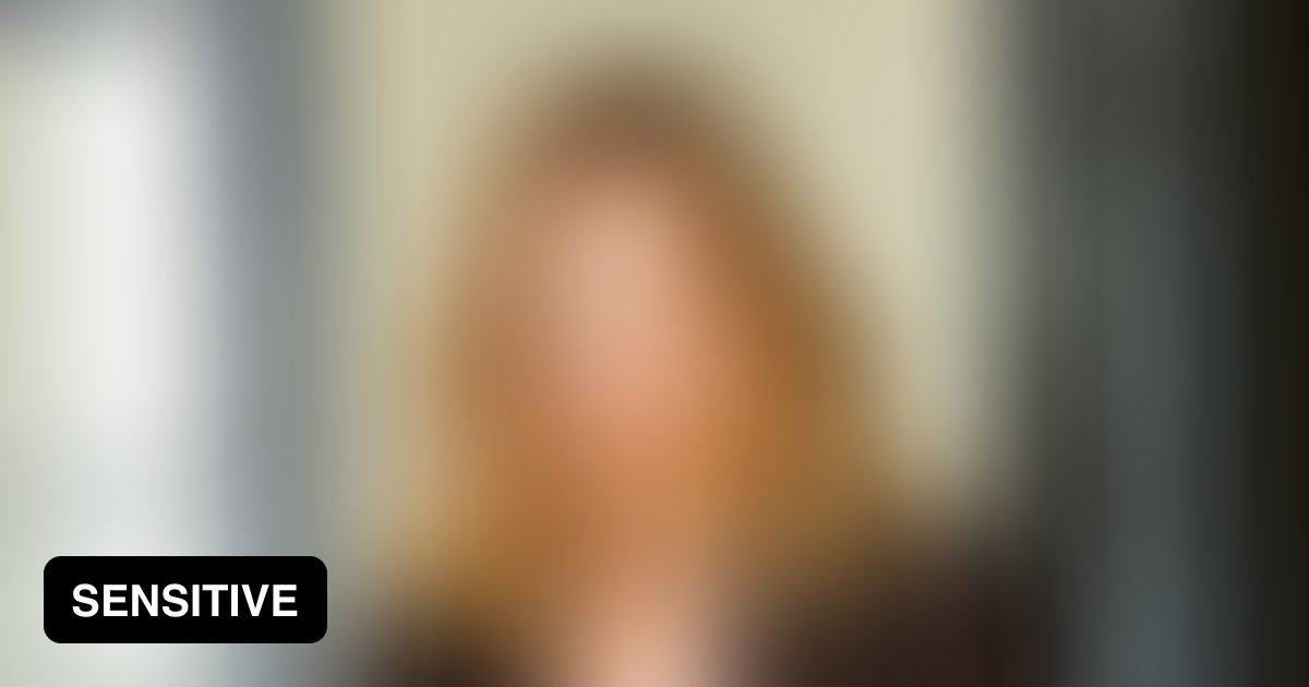 Ashley Graves - 9GAG