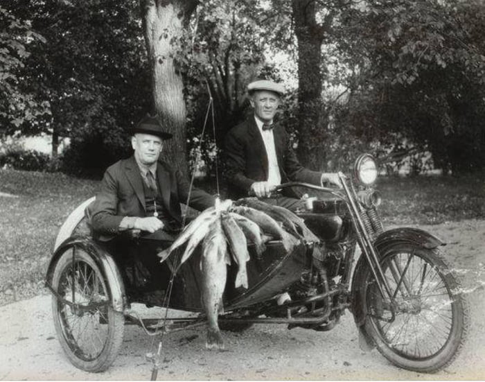 Bill Harley and Arthur Davidson 1924 847X667 120dpi - 9GAG