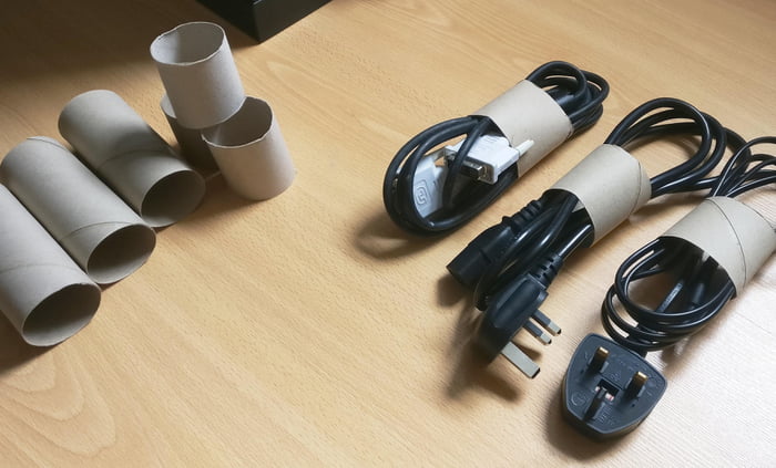 A nice trick to sort out spare cables - 9GAG