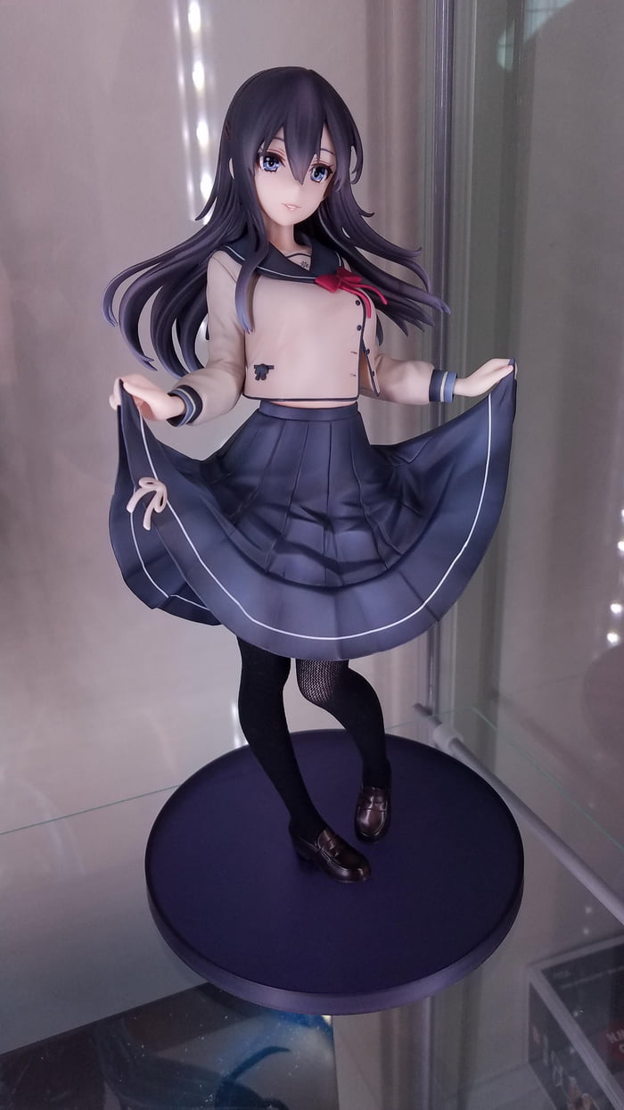 Beware of bench-kun. Pansy 1/7 scale by FuRyu - 9GAG