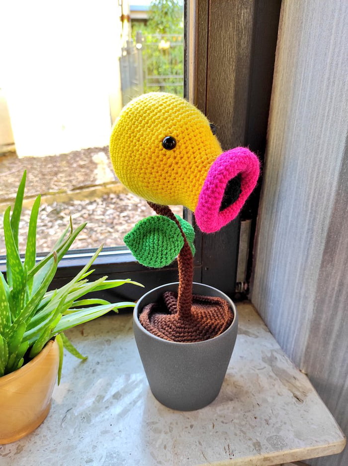 What a cute bellsprout! Perfect to say "Hi" to your neighbor. - 9GAG