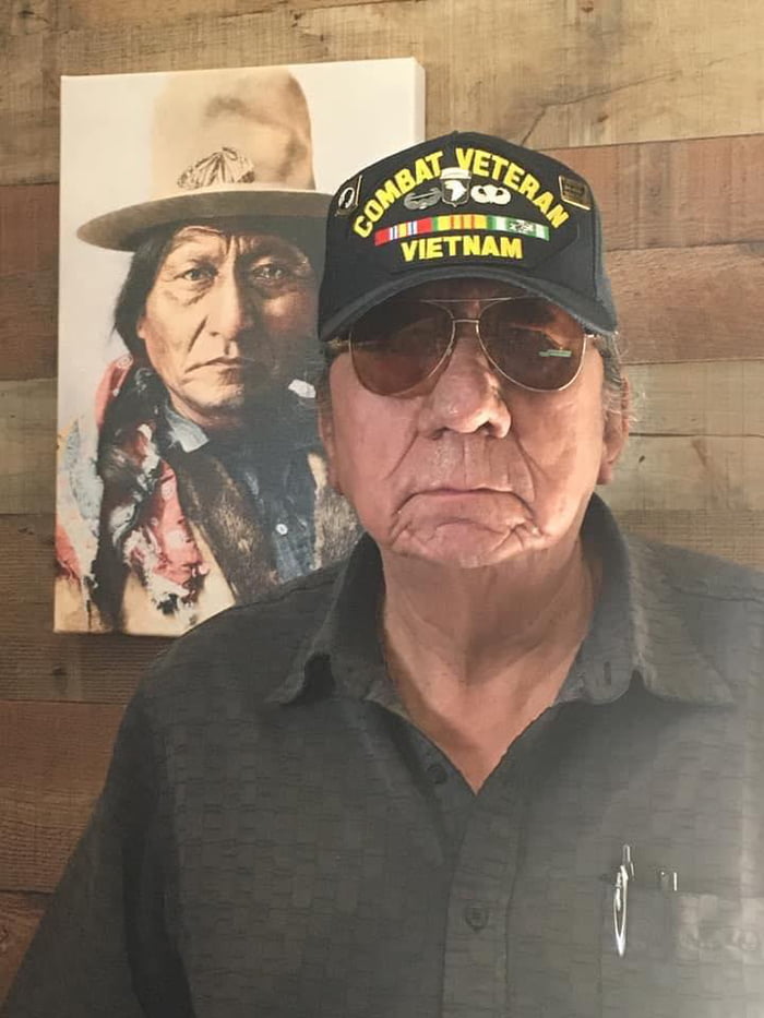 Sitting Bull and his Great-Grandson, Ernie LaPointe - 9GAG