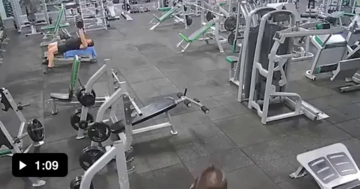 This guy smashing a guy in the head with a 44lbs weight then claiming ...