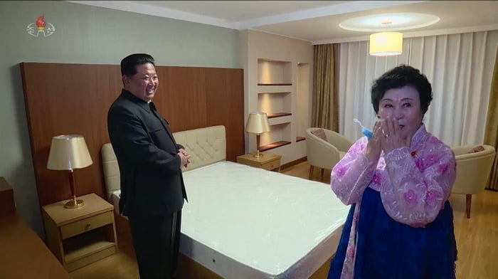 Ri Chun Hee, North Korea's famous news reader, gifted a swanky new ...