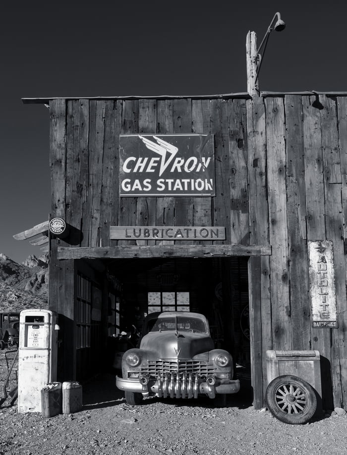 Chevron Gas Station - 9GAG