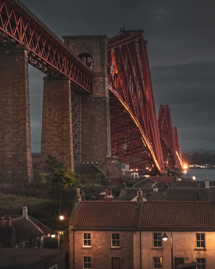 Forth rail Bridge - 9GAG