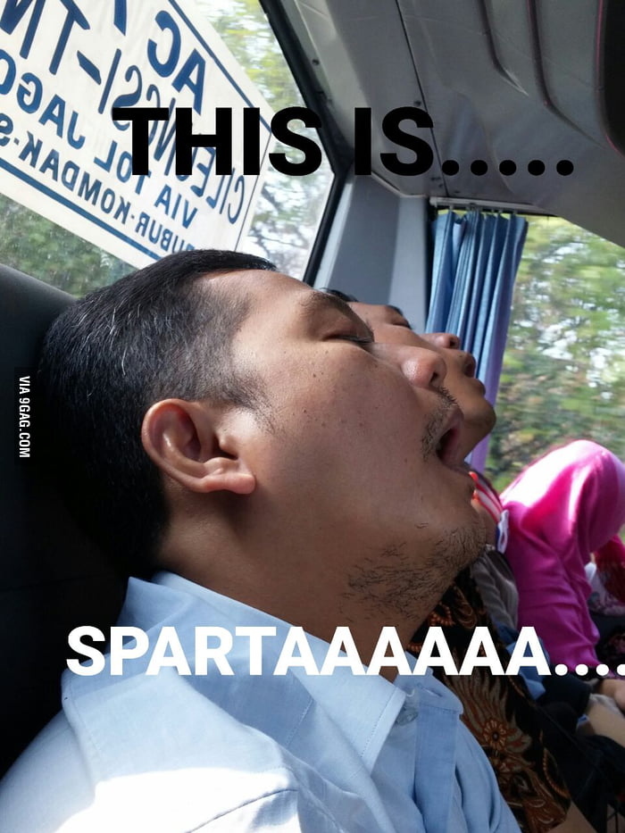 Bored in bus with a perfect traffic jam and there are these two... - 9GAG