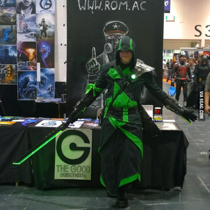 Future Assassin - First cosplay - 9GAG