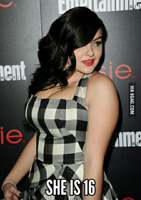 Ariel Winter Flies Away 9gag