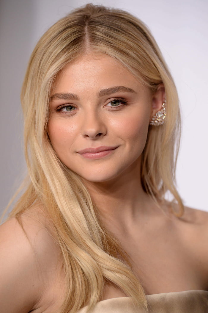 Chloë Grace Moretz 9gag
