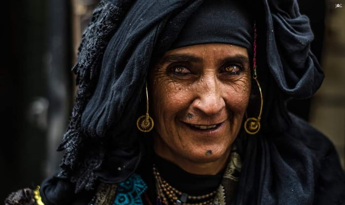 A gypsy woman in cairo, Egypt - 9GAG