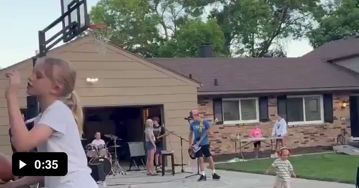 Notice what's missing - 9GAG