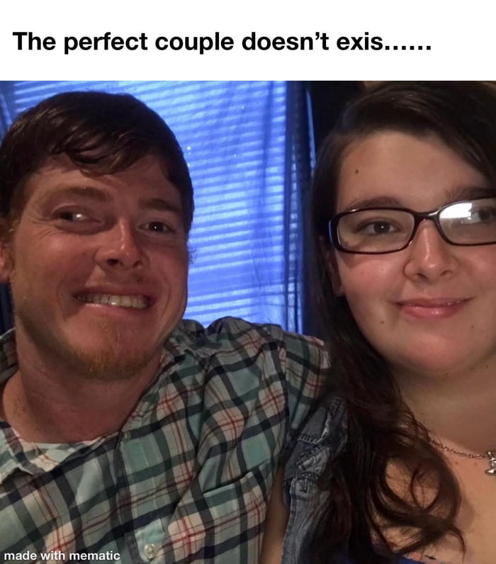 When you gotta put on the 'perfect couple' face - 9GAG