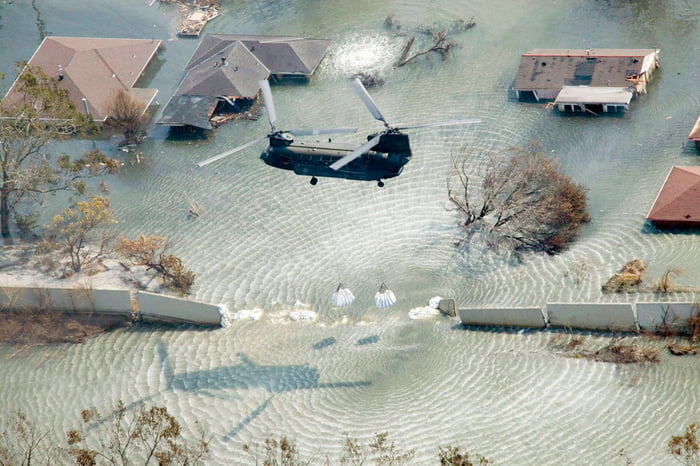Aerial view of the catastrophic flooding in New Orleans after Hurricane ...