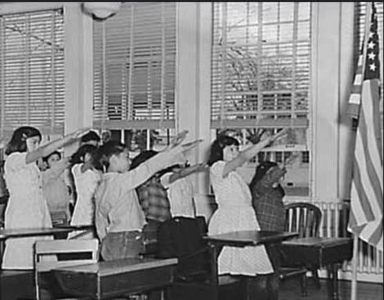 How Americans saluted the flag until 1942. - 9GAG