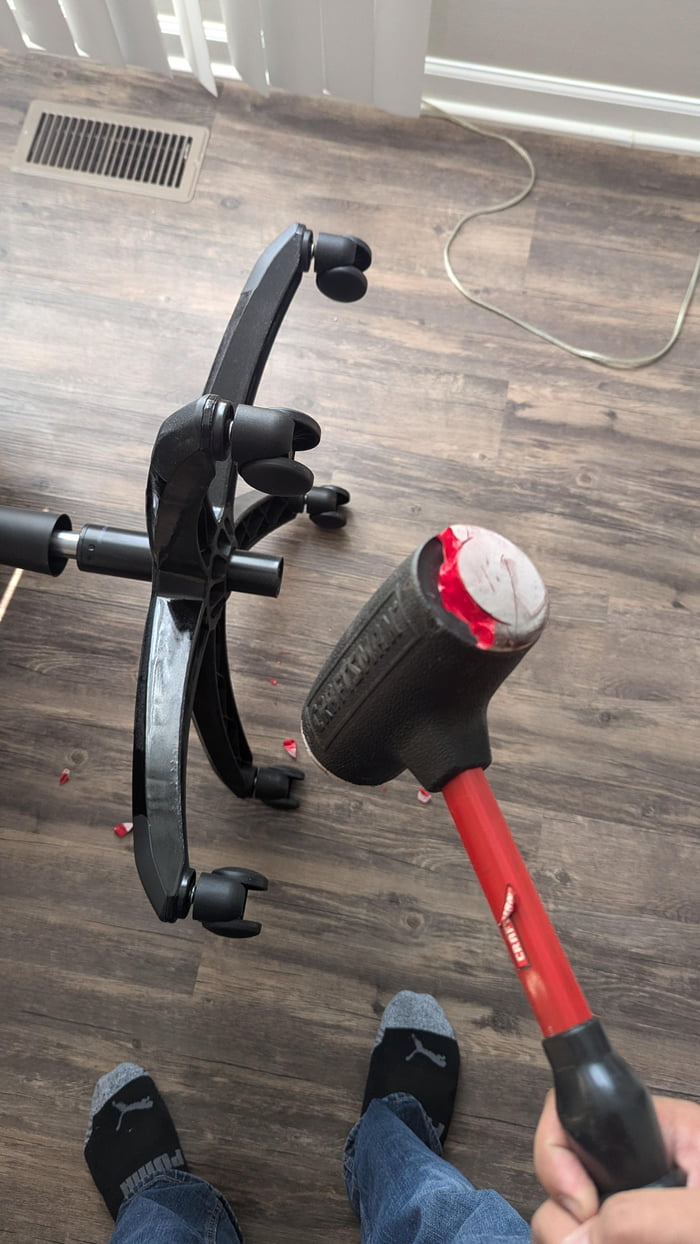 Used a hammer to hammer and it broke - 9GAG