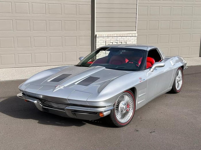 Chevrolet Corvette Split Window Custom by Karl Kustoms. 1963 - 9GAG