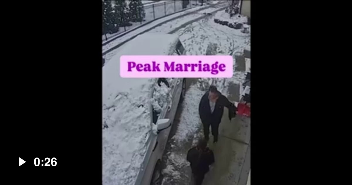 Peak happy men - 9GAG