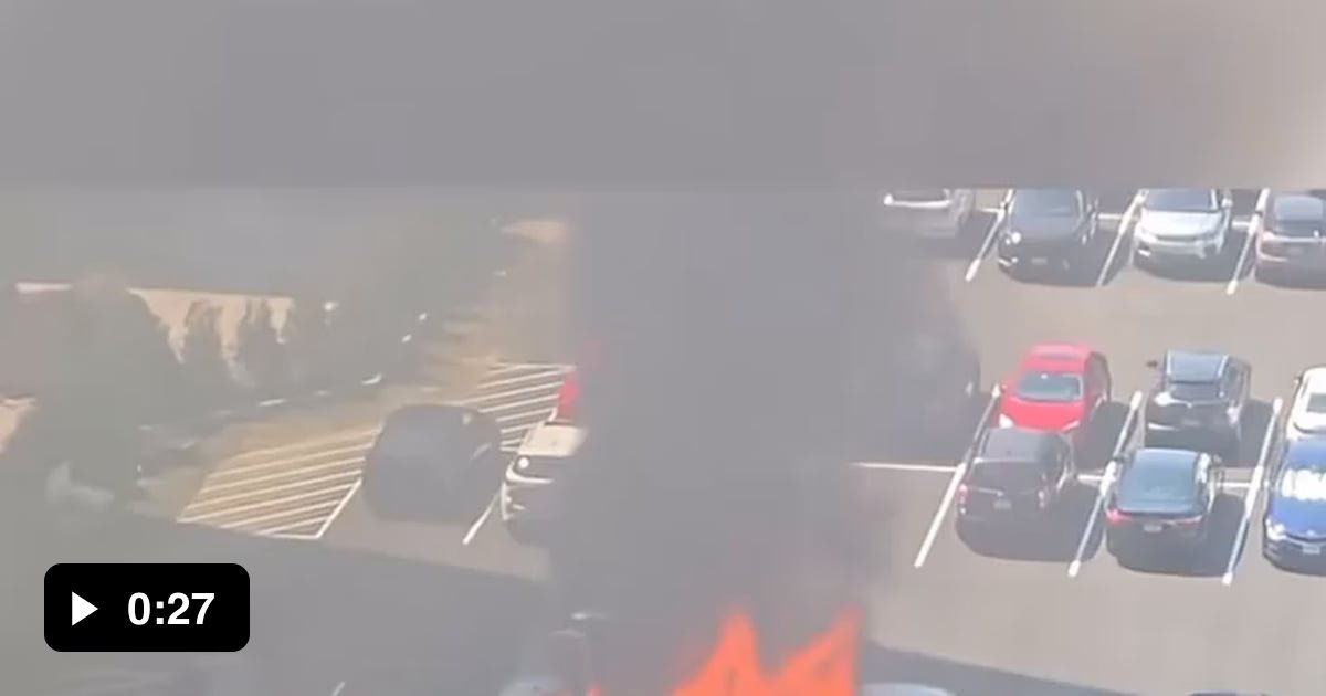 Car goes boom boom boom - 9GAG