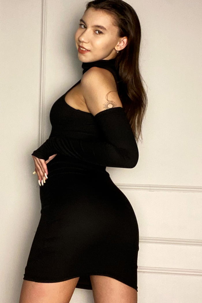 Don't you think this dress is too dark - 9GAG