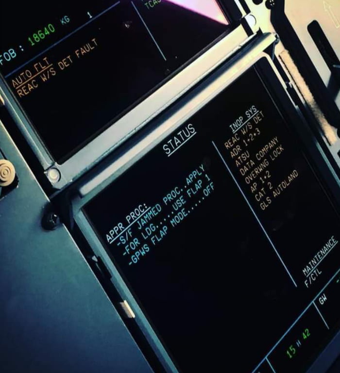 Any clue why we have so many ECAM messages ? Airbus A320neo - 9GAG