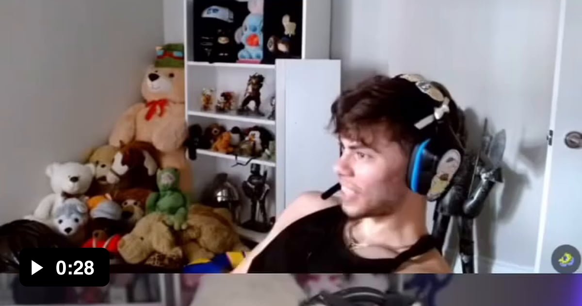 That's a legit metal sword tho there's no way she can eat it... - 9GAG