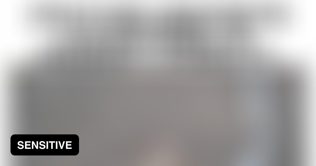 A little too much baby oil...? - 9GAG