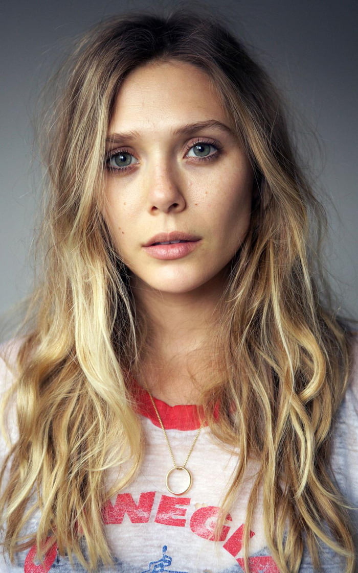 Elizabeth Olsen - 9GAG