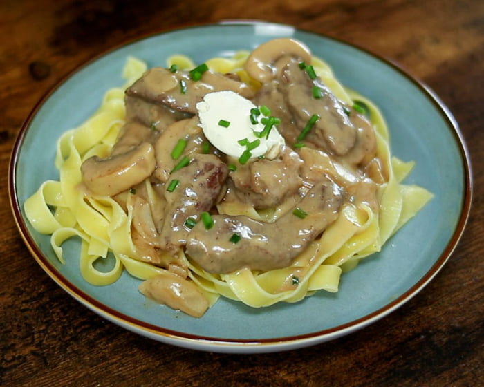 Russian Steak Gravy AKA Beef Stroganoff - 9GAG