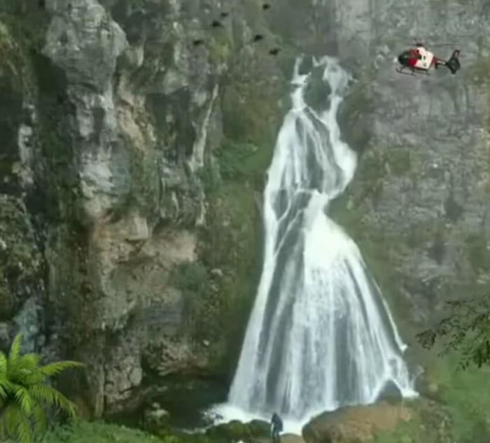 Waterfall in Peru called 'Waterfall of the Bride' - 9GAG