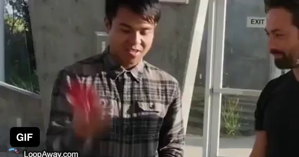 Stringless yo-yo! - 9GAG